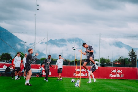 Adam Daghim moves to Wolfsburg - FC Red Bull Salzburg